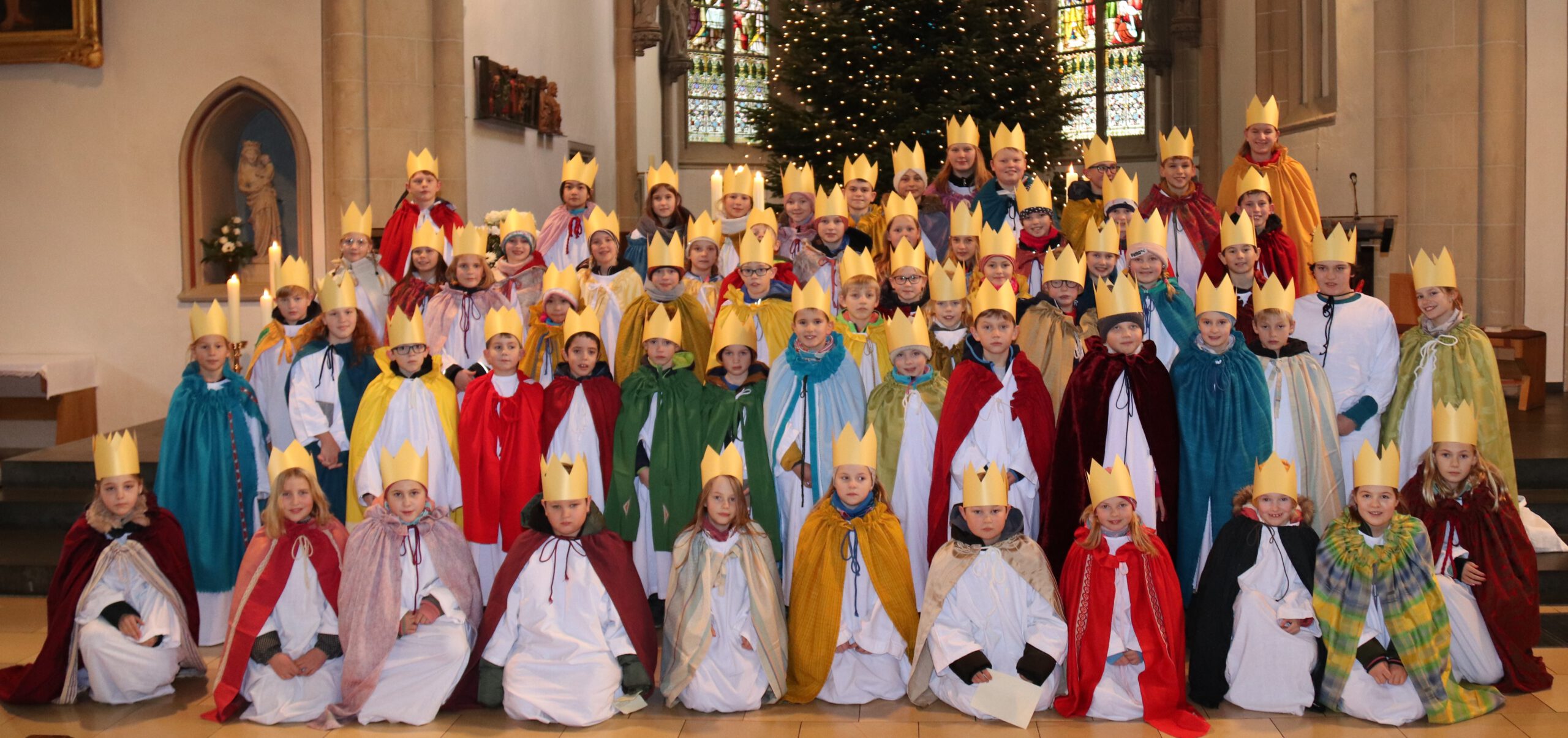 Die Sternsinger sind unterwegs. – Willkommen